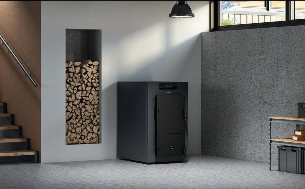 Caldaia a pellet o legna: come sceglierla